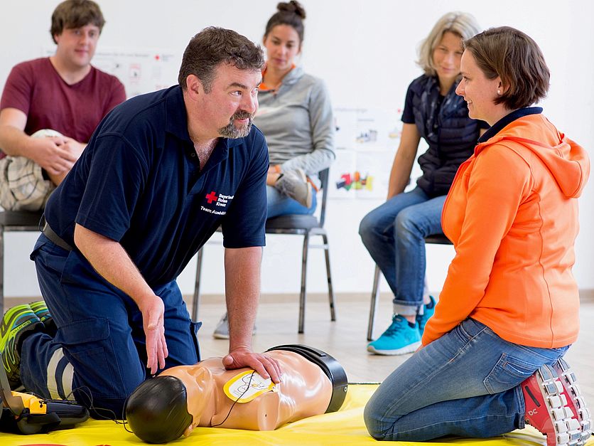 Erste Hilfe Fortbildung (BG) - Kreisverband Ebersberg